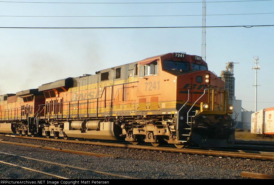 BNSF 7241
